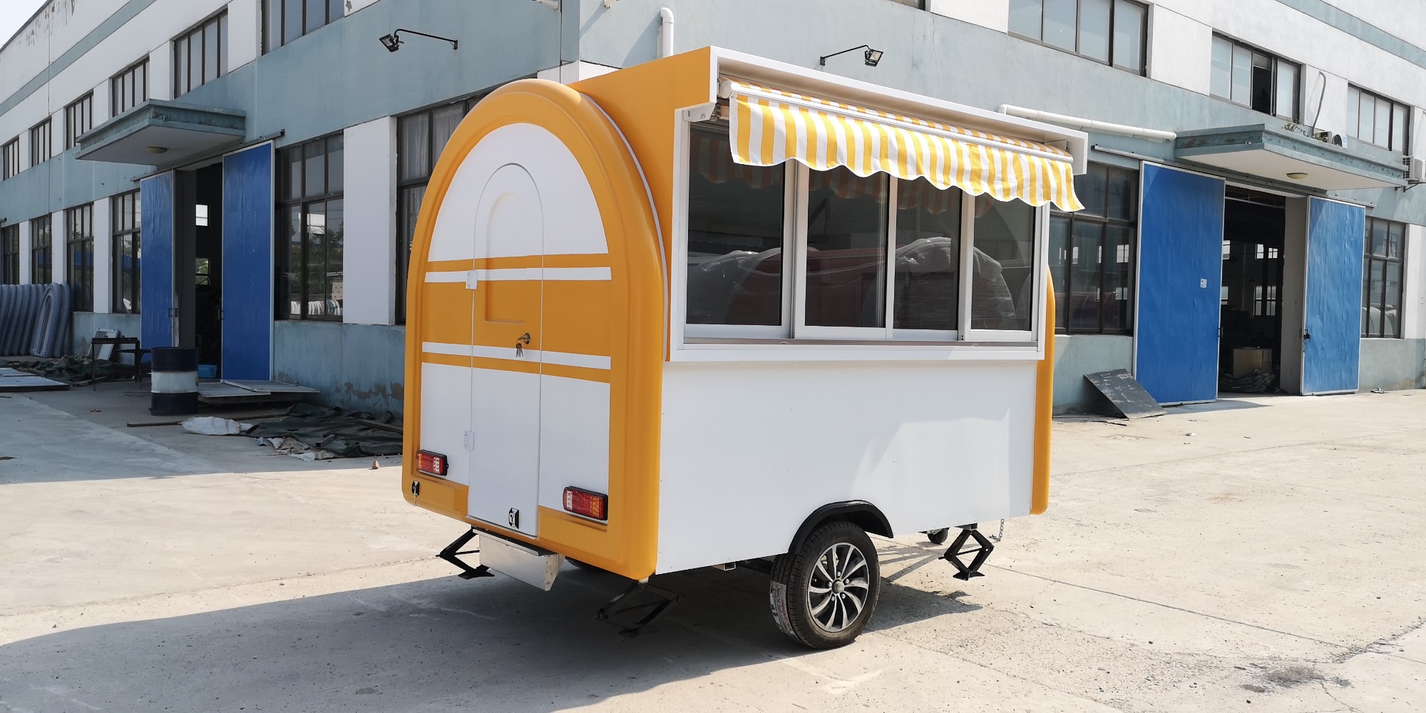 Type-Approved Mobile Catering Trailer Burger Van Bar Coffee Crepe ...