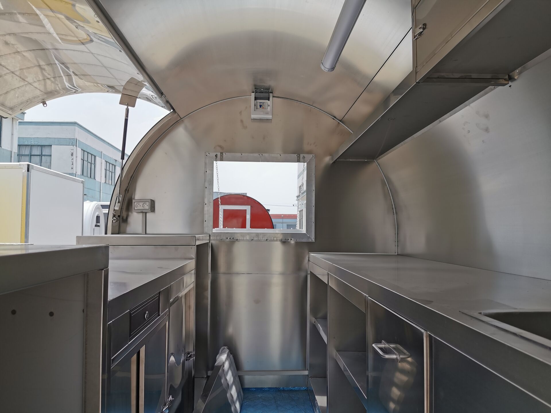 Customized-Catering trailer food trailer catering van Burger van ...
